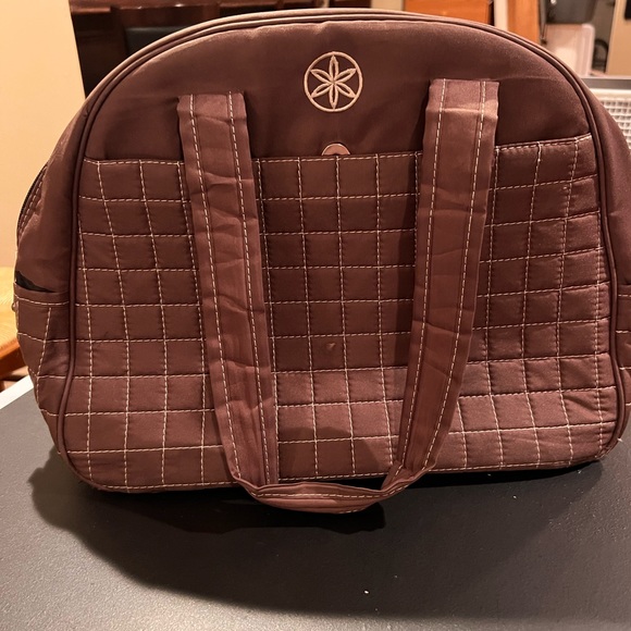 GAIAM | Bags | Gaiam Metro Tote Bag Light Brown 5x11 | Poshmark